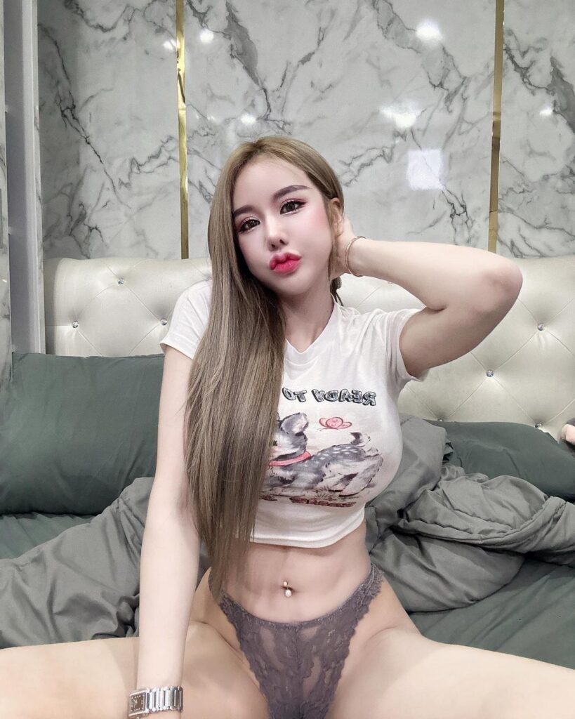 อามมี่แม็กซิม สาวแซ่บคนดัง กับสัดส่วนสุดเซ็กซี่ชวนติดตาม